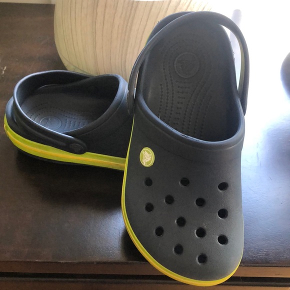 CROCS | Shoes | Crocs Size J3 | Poshmark